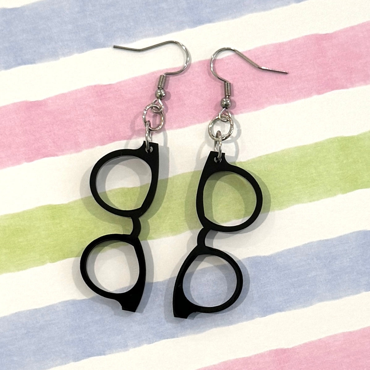 Bold Black Hipster Glasses 👓 - earrings – Wintersheart