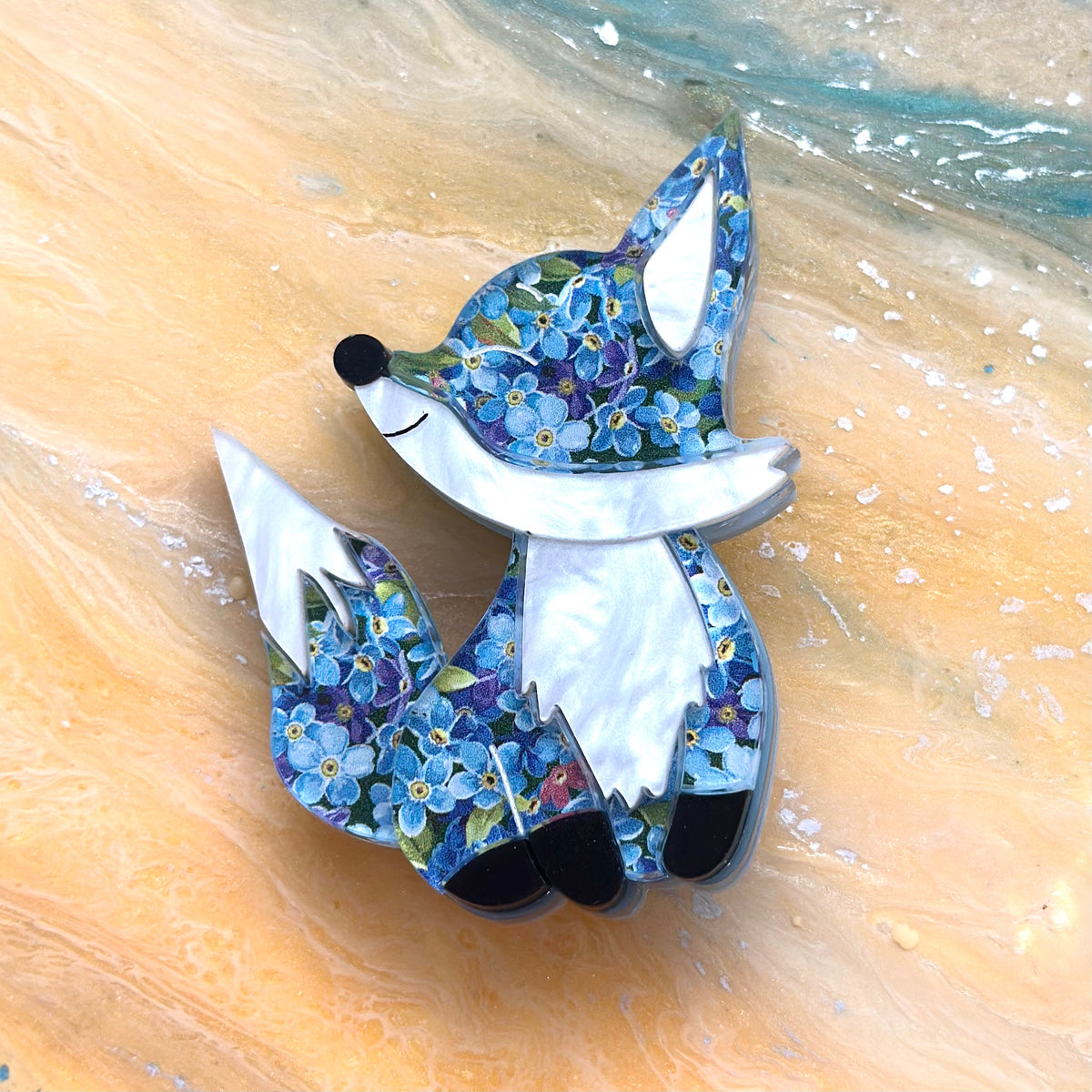 Jay the fox 🦊 - Brooch – Wintersheart