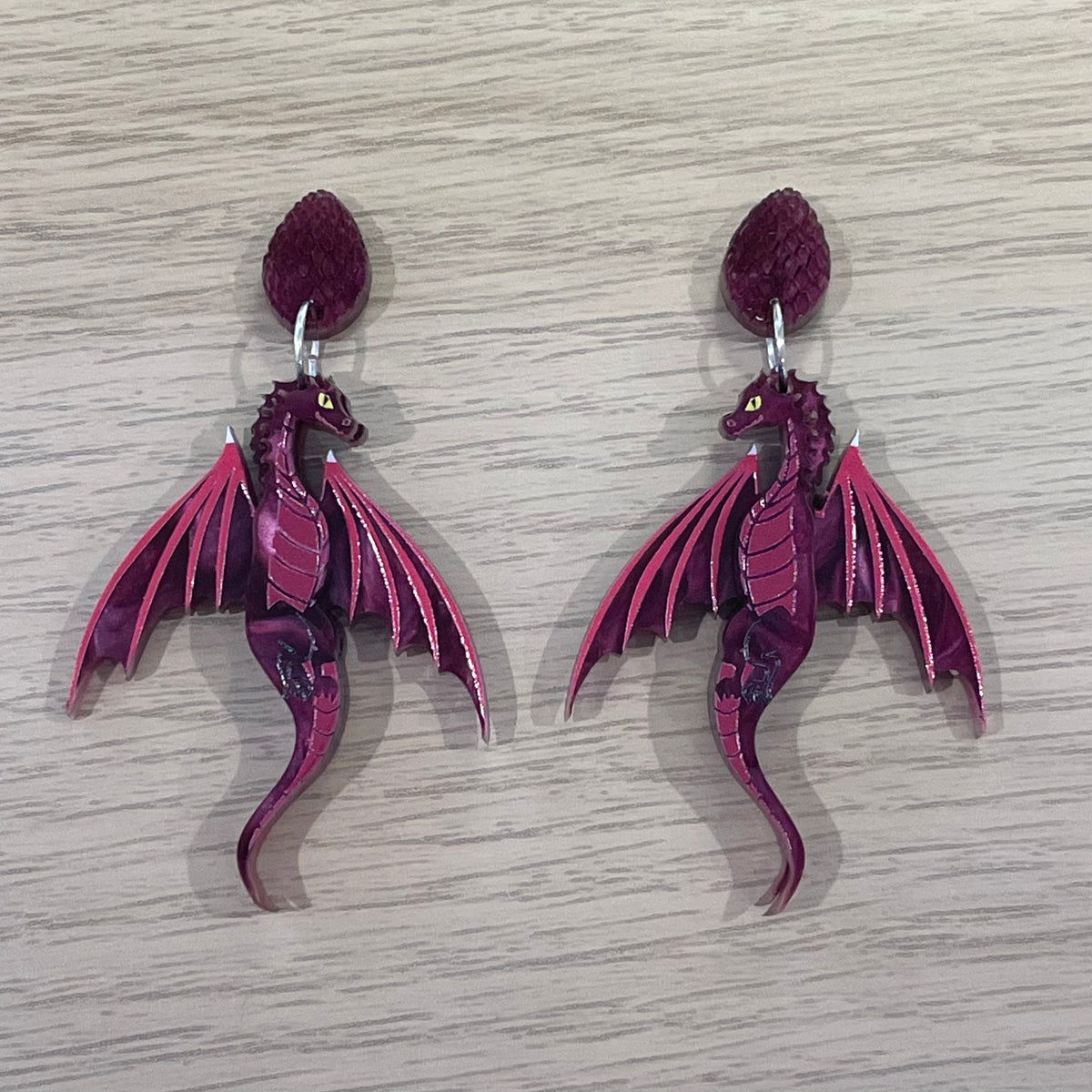Maroon Dragon - earrings – Wintersheart